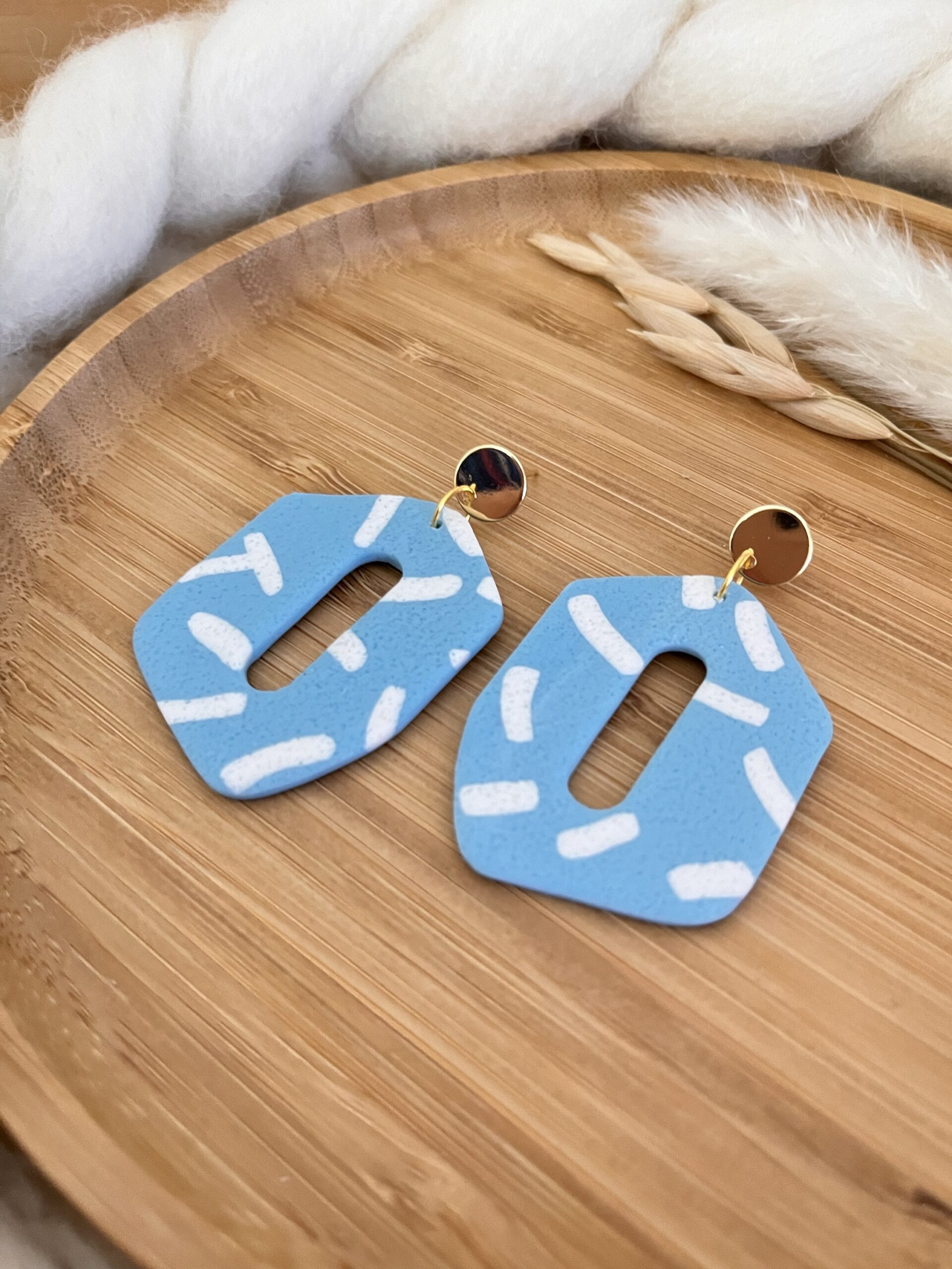 Vera Light Blue – Accesorios Lina