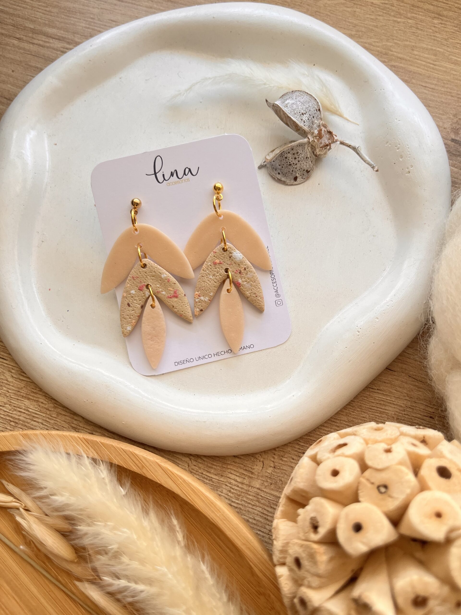 Bera crema peach – Accesorios Lina